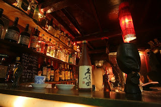 LETÍCIA NUNES - TUDO À MESA: Top 5: Bares e restaurantes estranhos