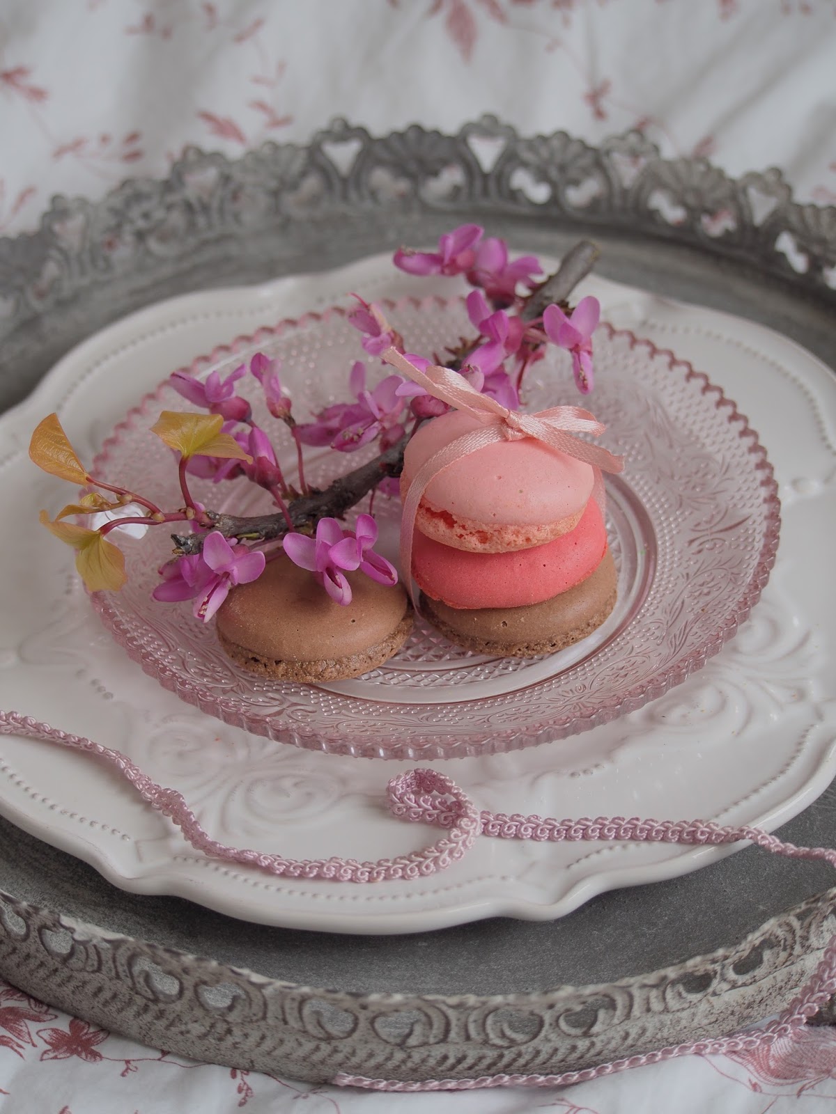A whisper from the almond valley: Japanese Macarons!