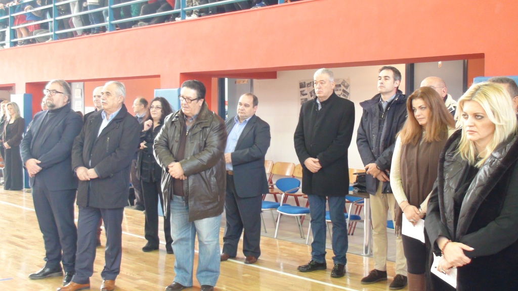 EVRIPOS NEWS: ΜΕ ΤΗΝ ΕΘΝΙΚΗ ΟΜΑΔΑ ΝΕΩΝ ΤΑ ΕΓΚΑΙΝΙΑ ΤΟΥ ΠΑΡΚΕ ΣΤΟ ...