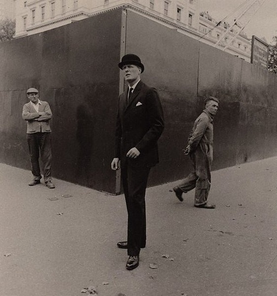 Los Grandes Fotografos: Lewis Morley (1925-2013)