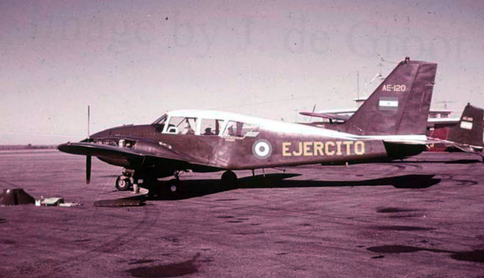 Historias Individuales: LV-JOG (AE-120) Piper PA-23-250 Aztec c/n 27-2621