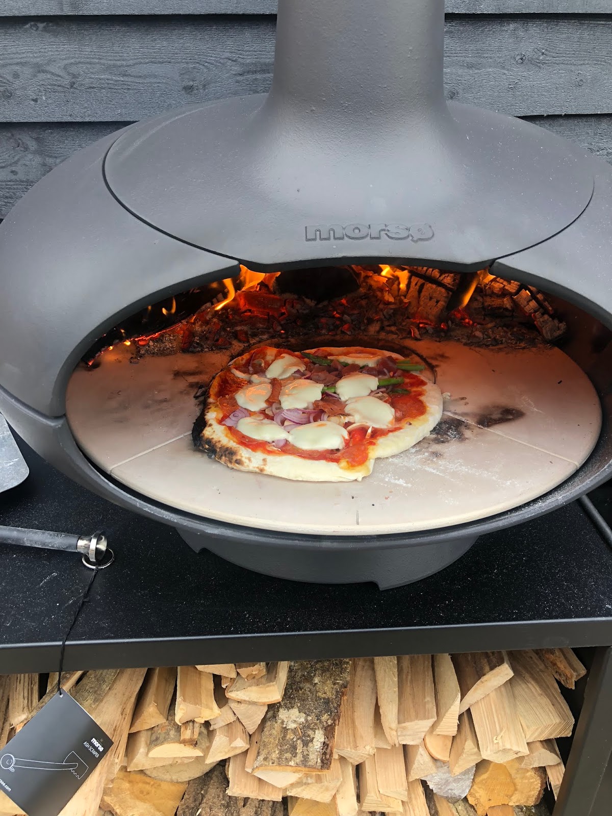 Food // Family Morso Forno Pizza Nights - Roses and Rolltops