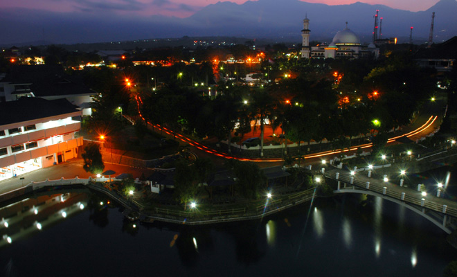 Kampus Putih, Artikel Tentang Universitas Muhammadiyah Malang | Tanam ...