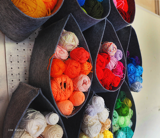 DIY: Wool & Yarn Storage Wall