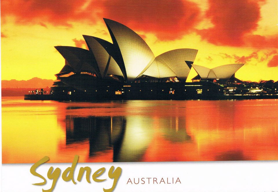 WORLD HERITAGE STAMPS AND POSTCARDS: Australia : Sydney Opera House (2007)