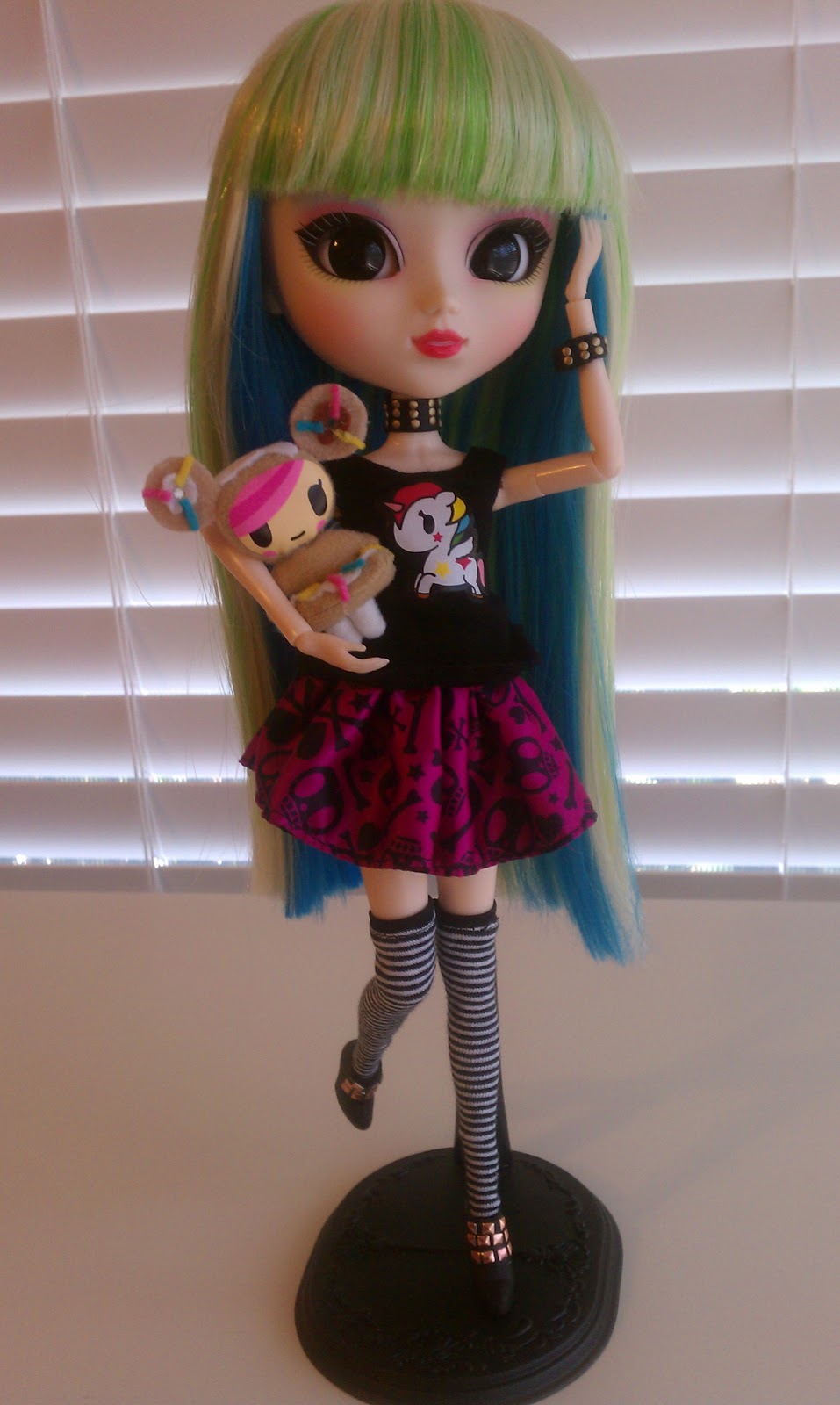 Here and There and Everything in Between: Pullip Tokidoki Luna Review