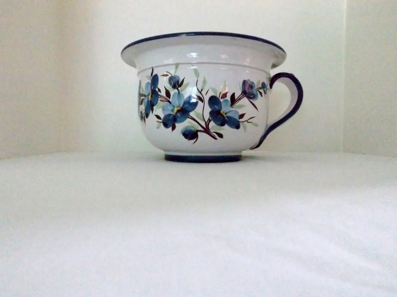 Still Stunning Vintage Resale: Beautiful Floral Blue Porcelain Chamber Pot