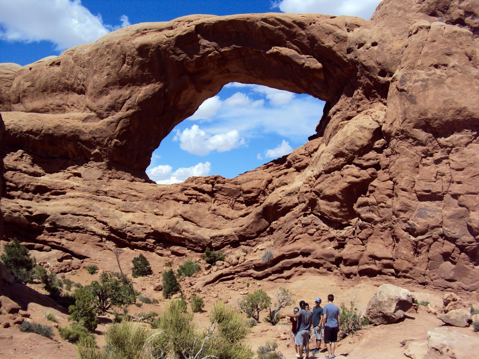 Amy's Creative Pursuits: Arches National Park - Windows Trail and ...