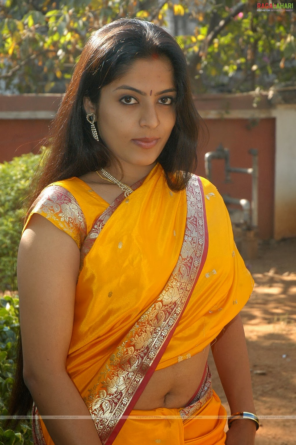 Dressing Below Navel Saree Ramitha Shetty Saree Navel