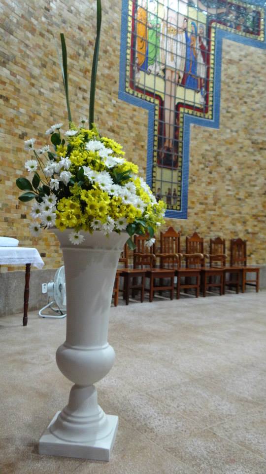 RAMA Flores e Eventos: Igreja Rústica Clássica