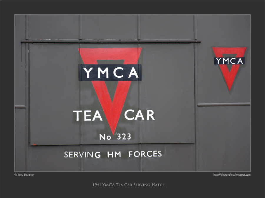 PhotoReflect: 1941 Austin K2 YMCA Tea Van