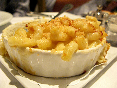 Pickle Mom's Kitchen: Baked Mommy Mac