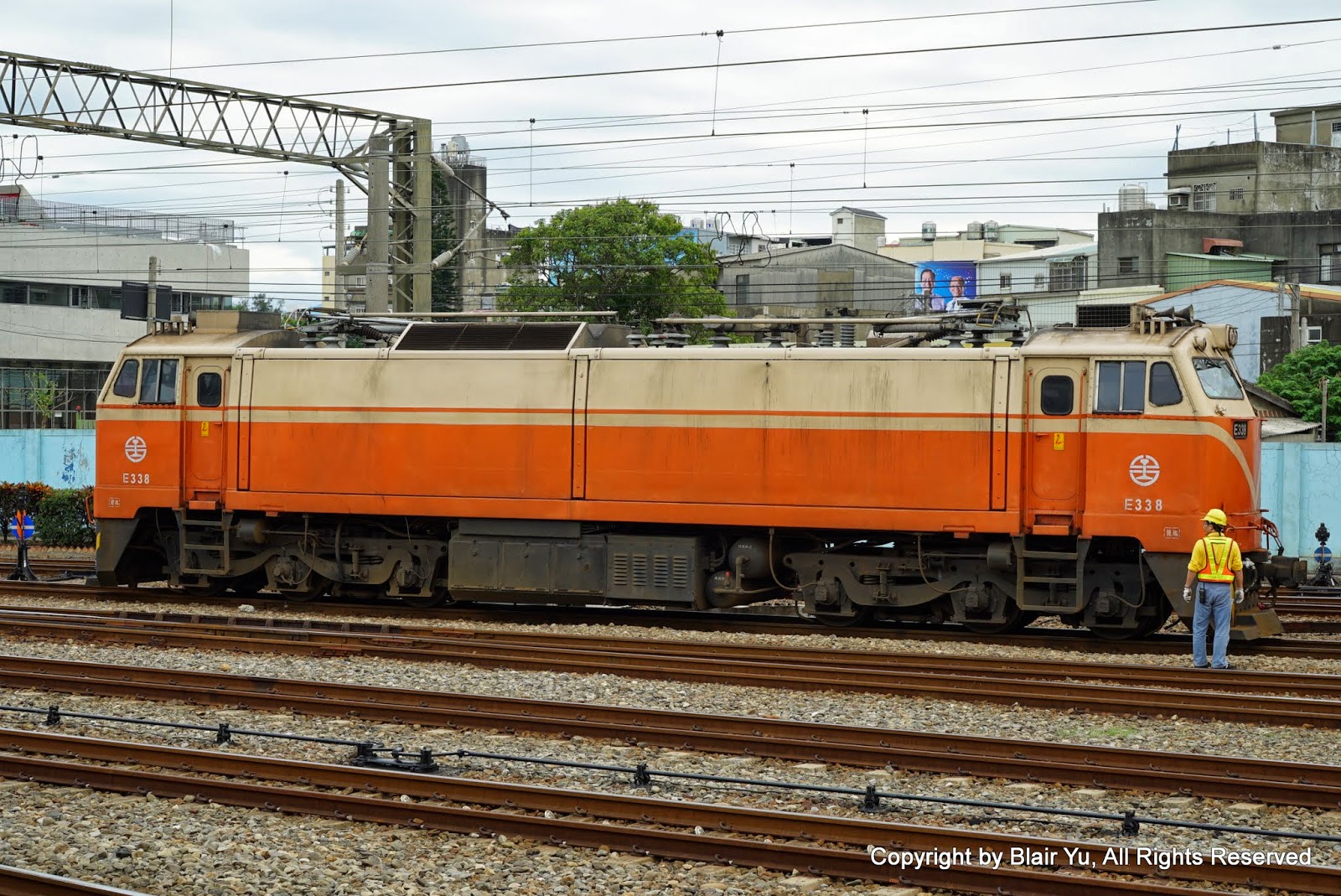 Blair's 鐵道攝影: E338電力機車 / TRA E338 Electric locomotive