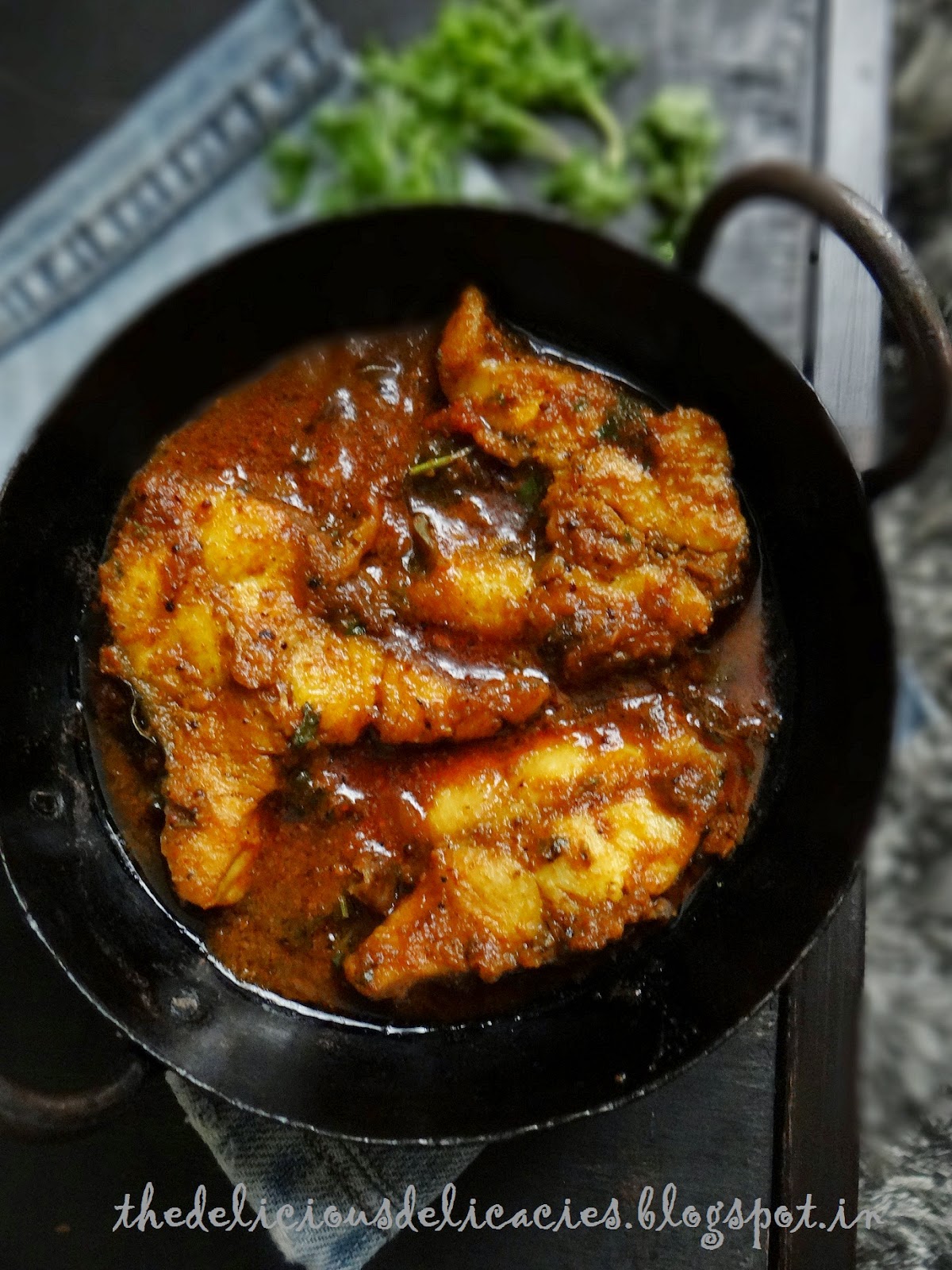 Come to My Kitchen: Chepa Iguru ~ Andhra Fish Curry