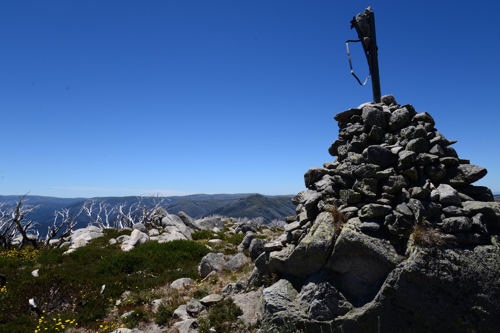 walkabouters club of victoria inc: Pretty Valley - Tawonga Huts - Mount ...
