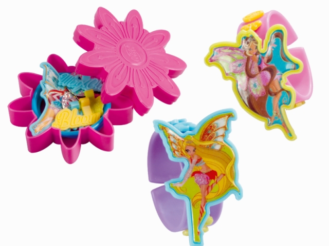 The Toy Bin: Ben 10 and Winx Club Collectibles @ Jollibee