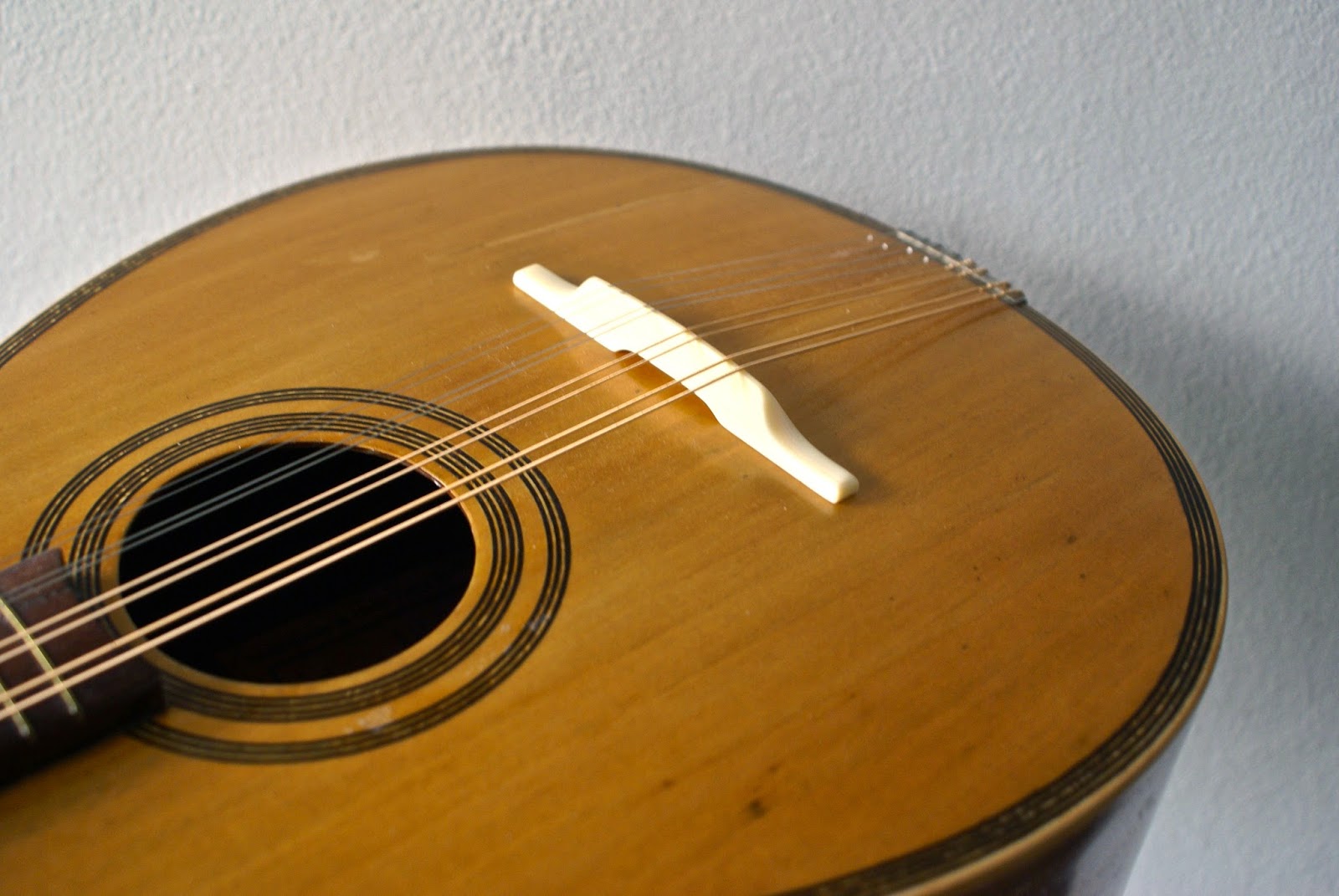 Musical Instruments: Lunacharsky Balalaika / Custodio Cardoso Pereira ...
