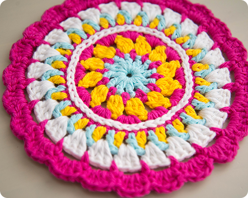 Crafty Cucumber: Making Mandalas