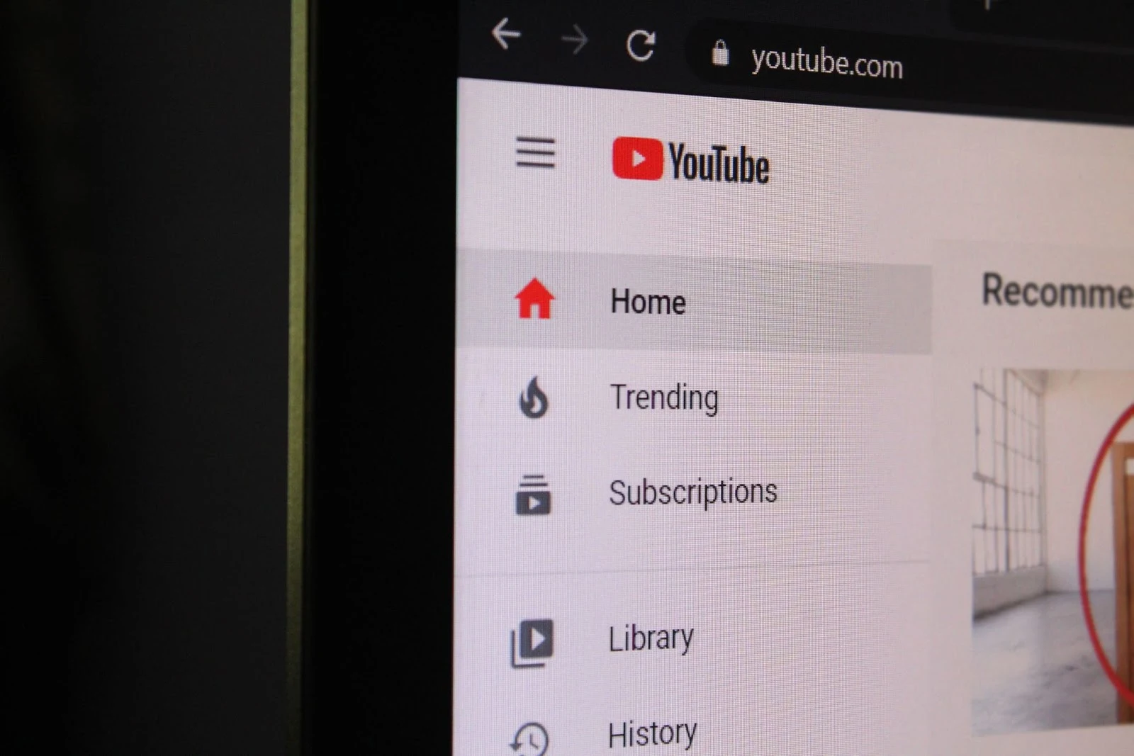 YouTube Web Will Soon Have Voice Search Feature