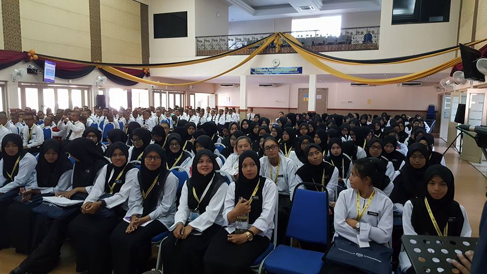 KEMPEN KEAHLIAN KEPADA PEGAWAI PEGAWAI KASTAM BARU DI AKMAL MELAKA ...