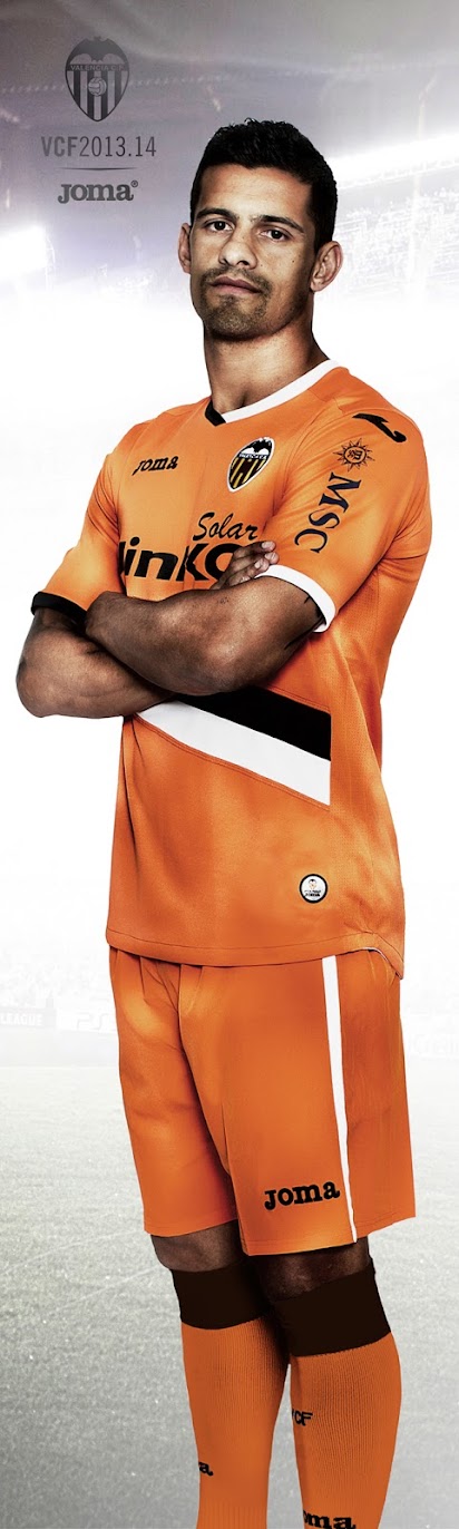 Valencia 13-14 (2013-14) Home and Away Kits Released - Footy Headlines