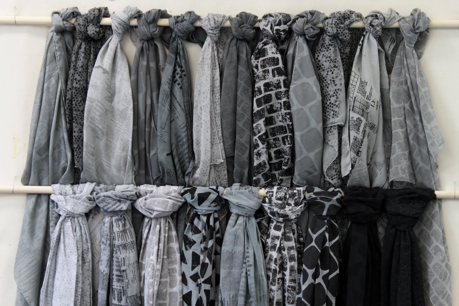 katie-did: organizing my scarves...