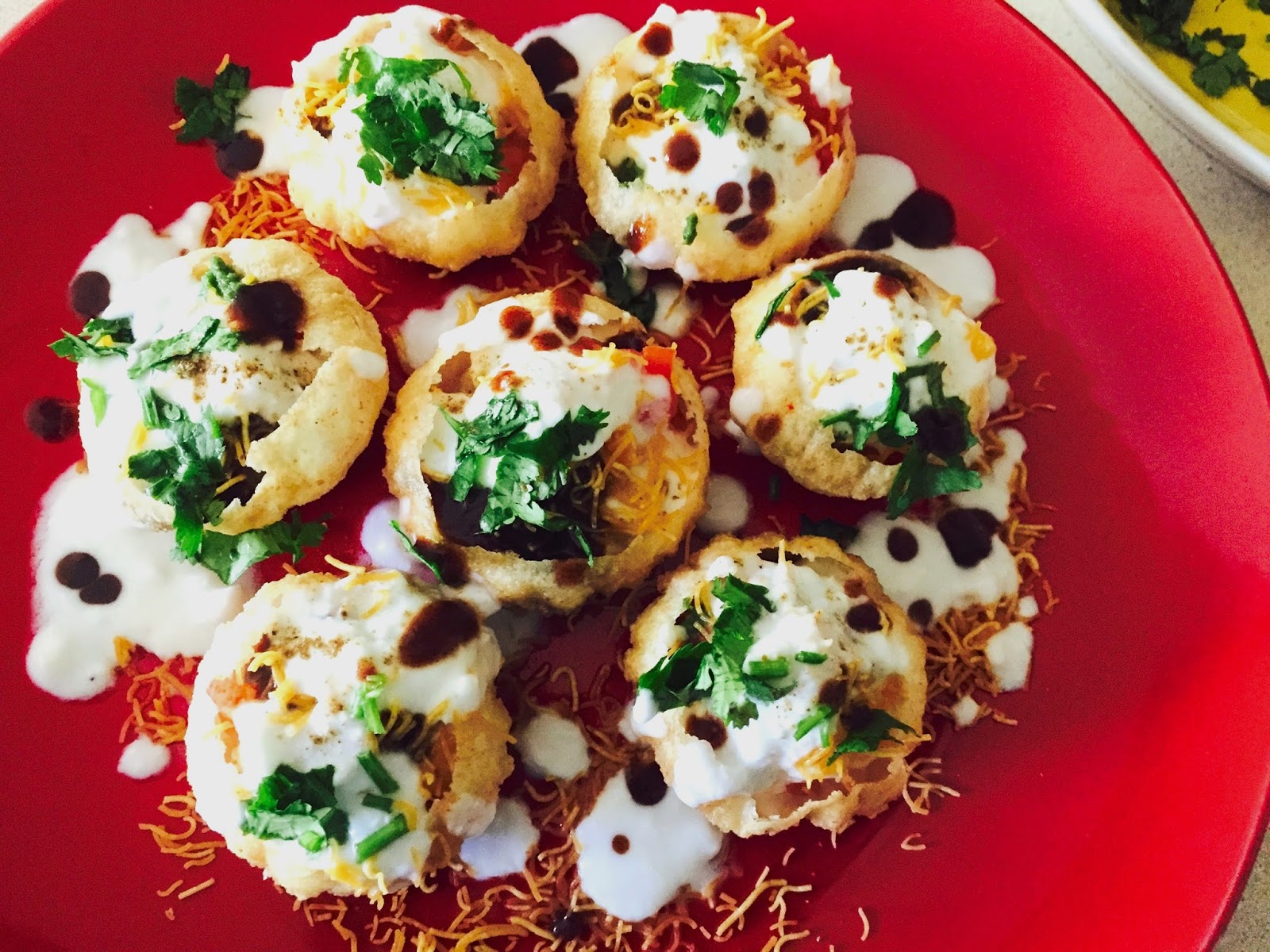 What's on the Menu Today ?!!!!: Dahi Puri Chat