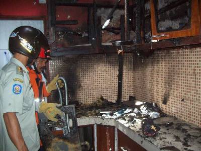 TUGAS SMK : KLASIFIKASI API KEBAKRAN A, B, C, D, E, K BESERTA CONTOHNYA ...