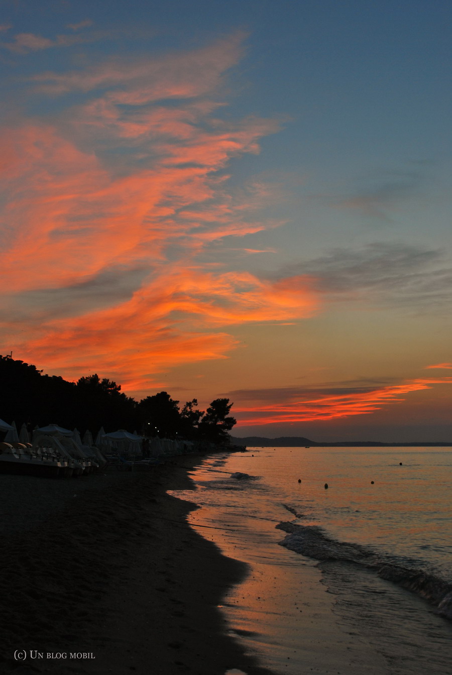 Un blog mobil: Un apus de soare la mare
