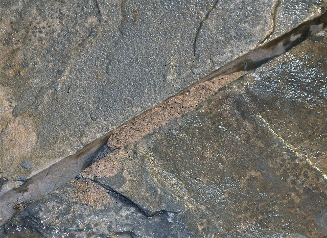 ROCKIN WALLS: How - To Fill Joints