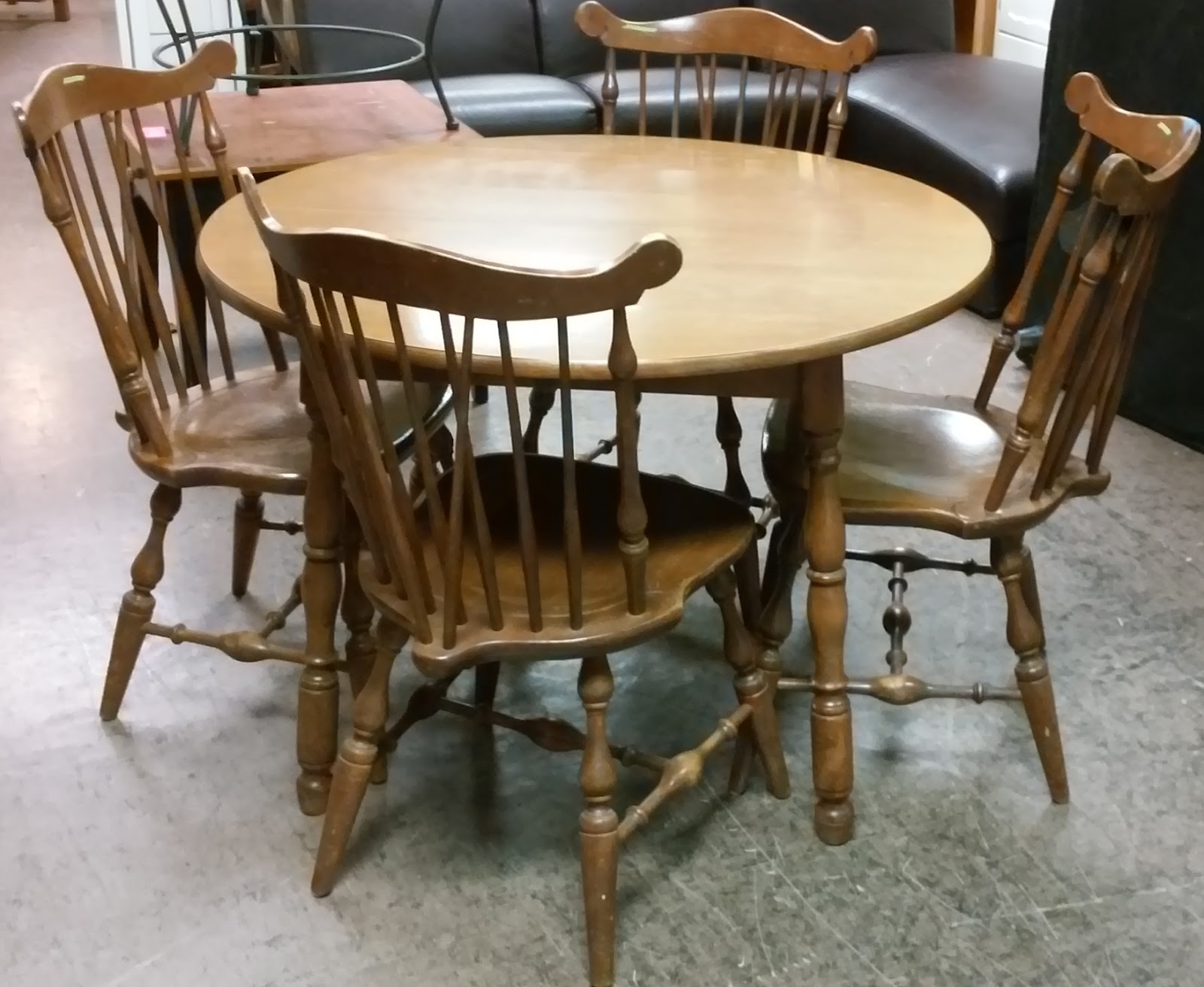 UHURU FURNITURE & COLLECTIBLES: SOLD **RDUCED** Colonial Dining Set ...