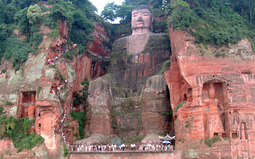 The Presurfer: 7 Monumental Statues Of The Ancient World