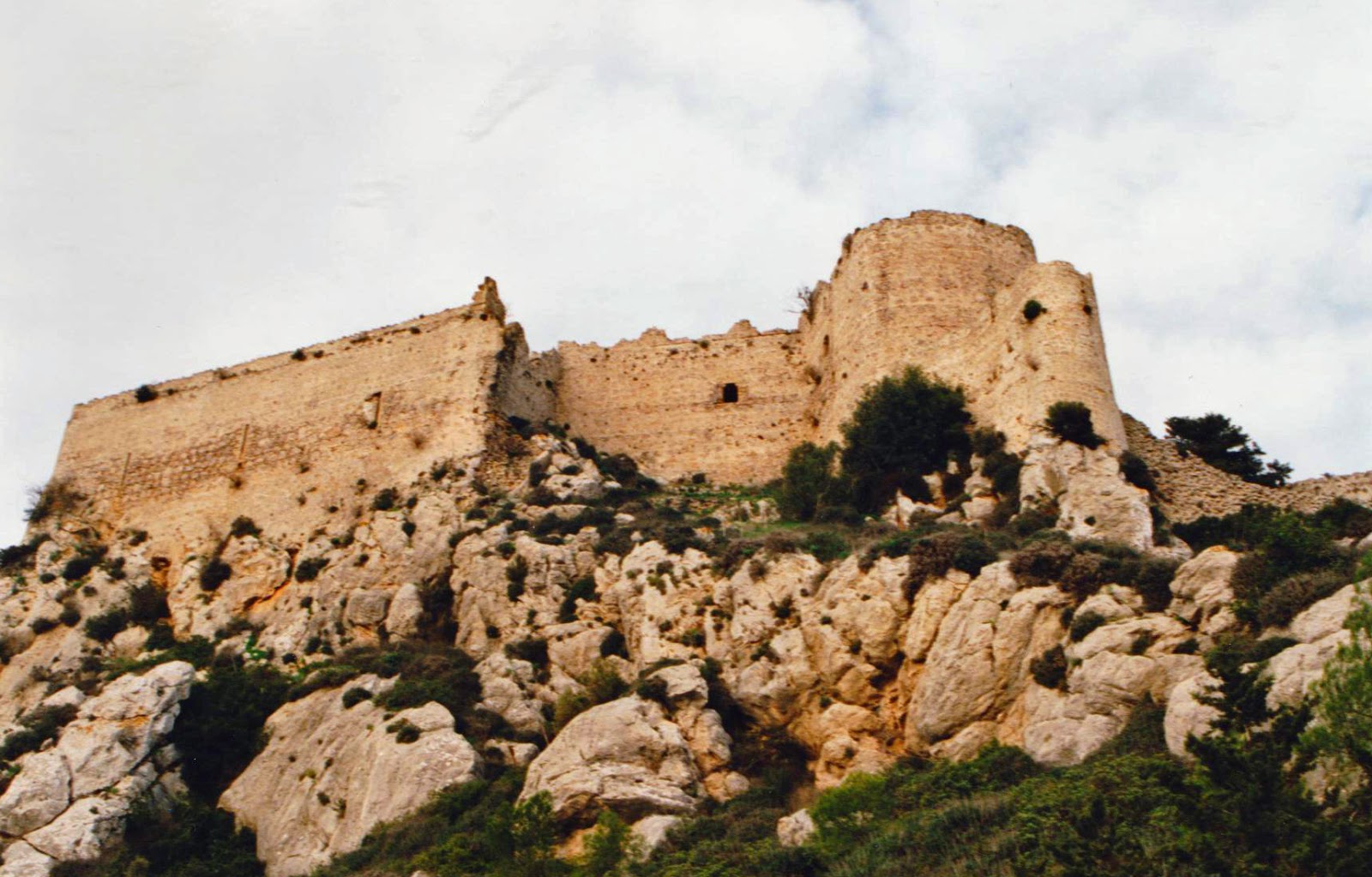 Defending the Crusader Kingdoms: Crusader Castles
