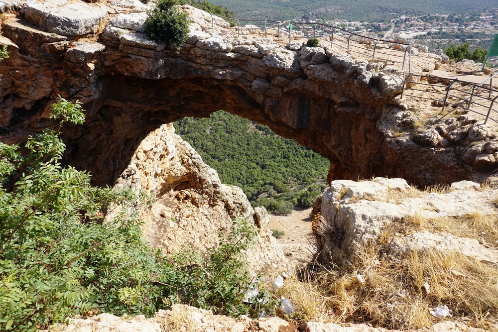 Harriman Hiker: Harriman State Park and Beyond: Keshet Cave (Rainbow Cave)