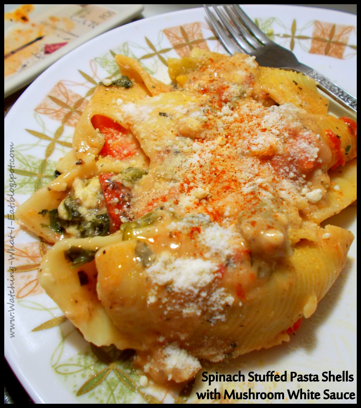 Watching What I Eat: Spinach Stuffed Pasta Shells with Mushroom White ...