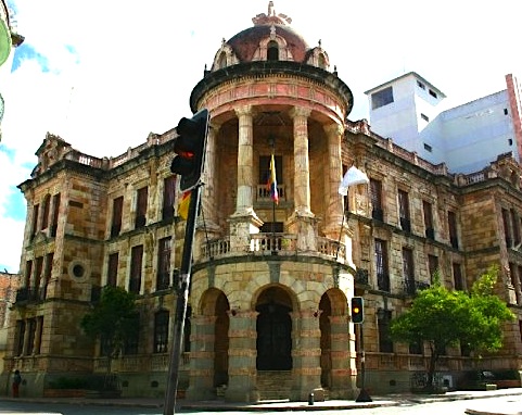 "Juntos en el Camino de la Vida"