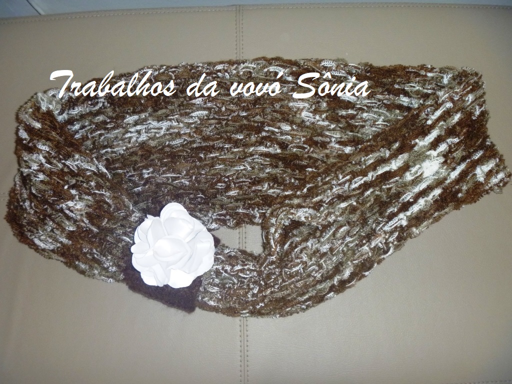 Trabalhos da vovó Sônia: Gola-cachecol marrom mescla - crochê