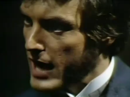 Shadows on the Wall: An Online Dark Shadows Fanzine: The Quintessential ...