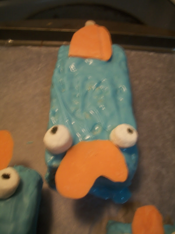 Pams Party & Practical Tips: Happy Platypus Day!