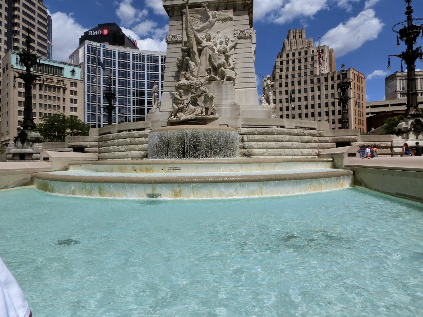 Indianapolis, IN: Monument Circle - Explore This City