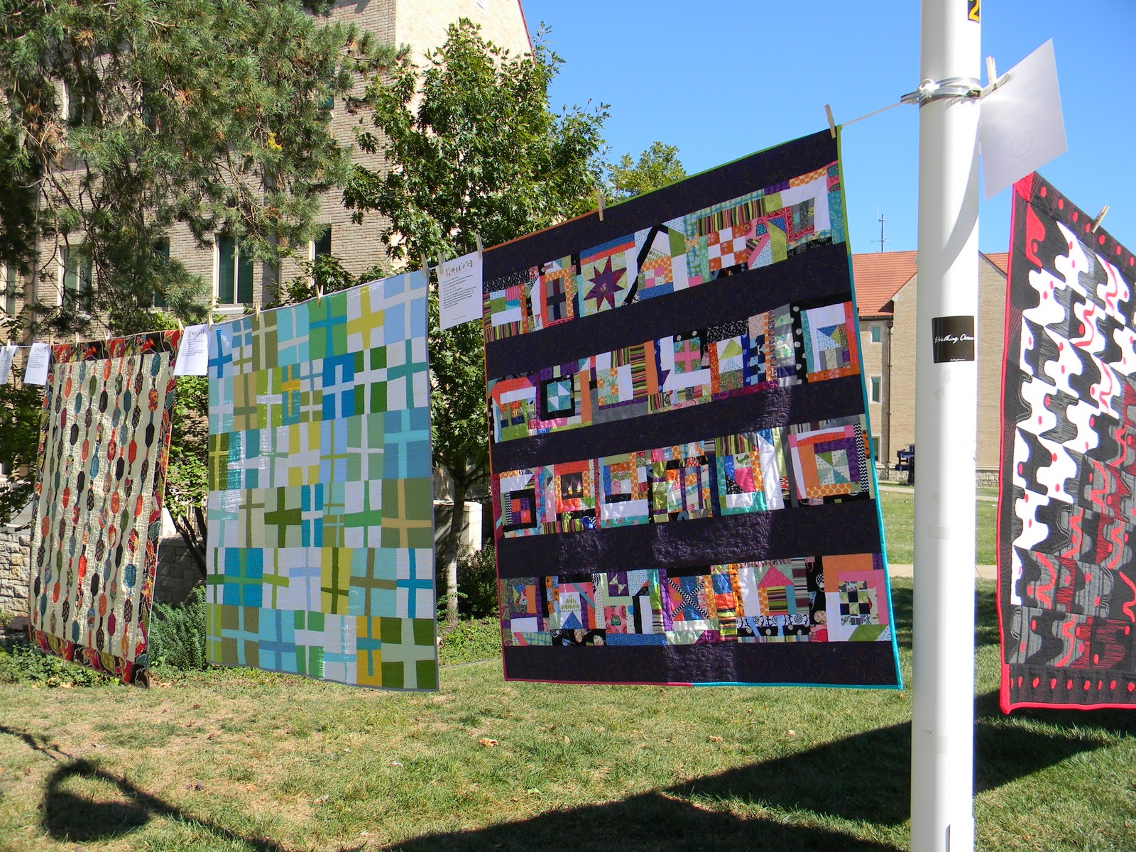 Teaginny Designs: Quilts on the Quad