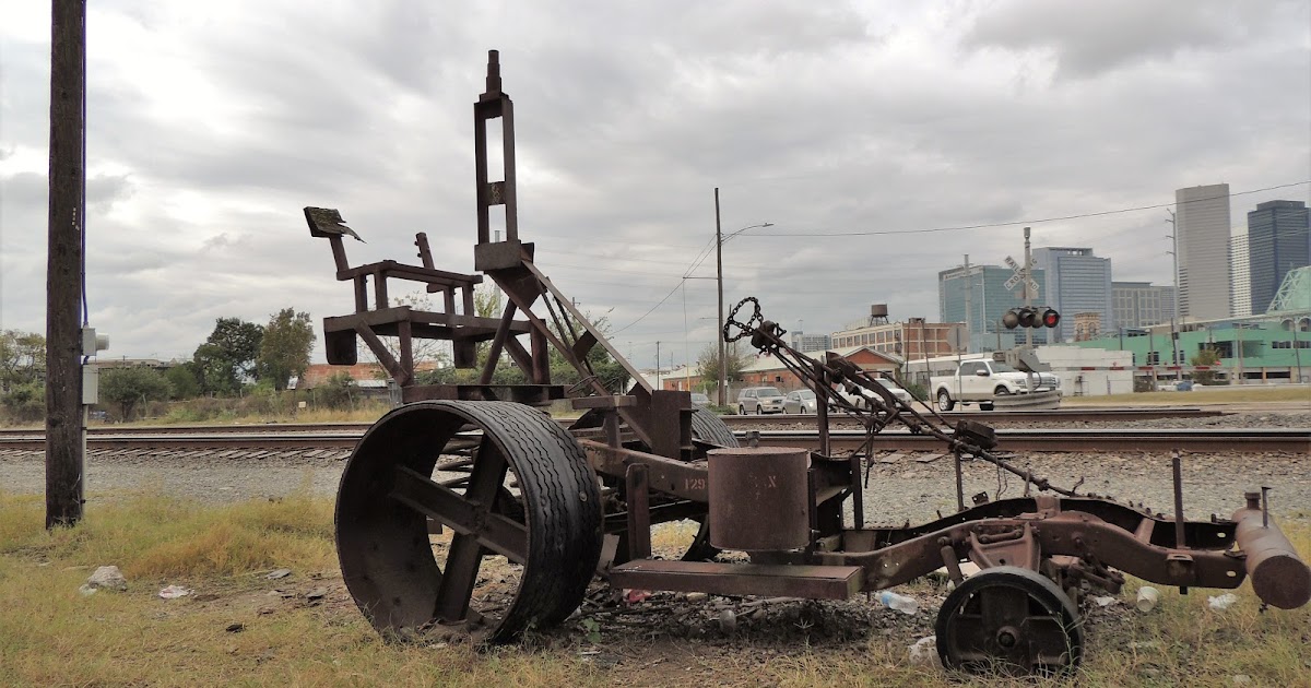 Houston in Pics: Relics from the past across the railroad tracks in EaD