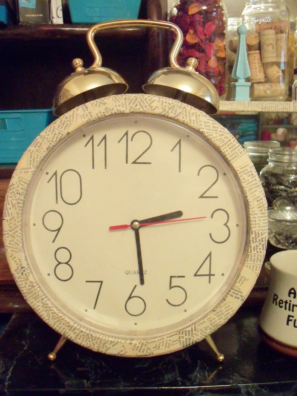 Make The Best of Things: Book Page Clock