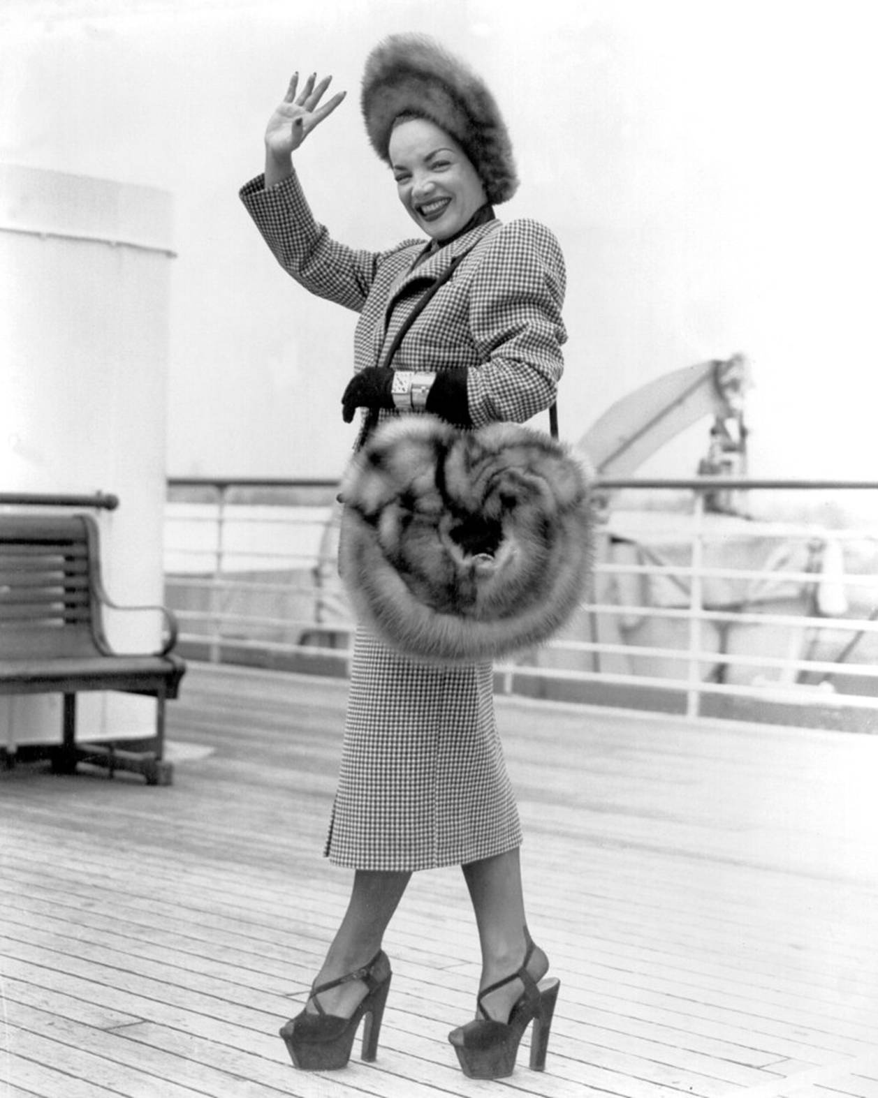 wacky tacky: wacky tacky icons: Carmen Miranda
