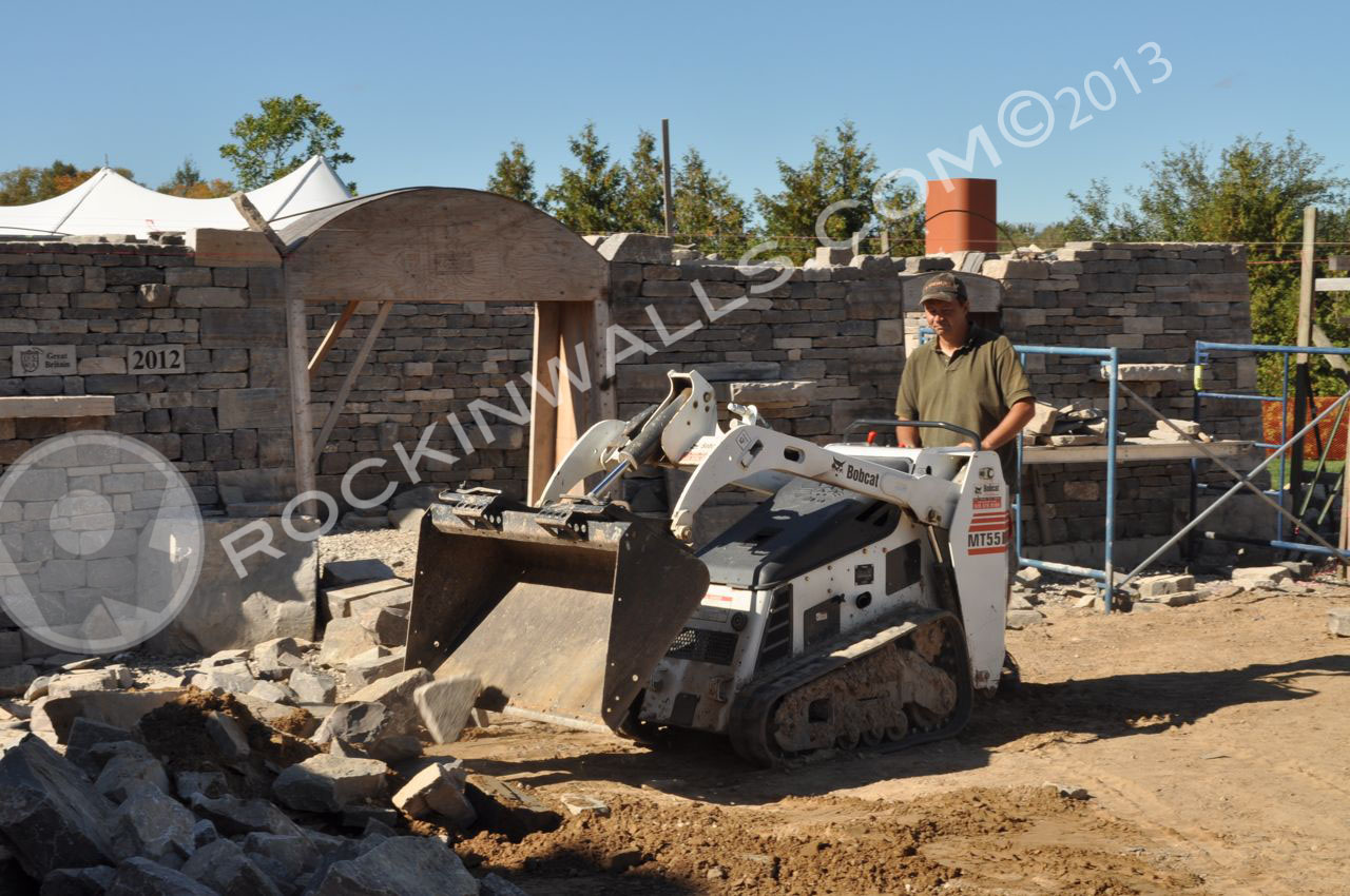 ROCKIN WALLS: Equipment - Bobcat MT55, Mini Track Loader, (dingo)