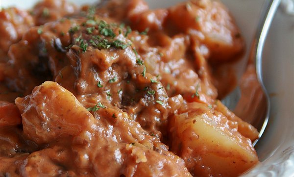 Carne con cebolla a la crema - Cocina