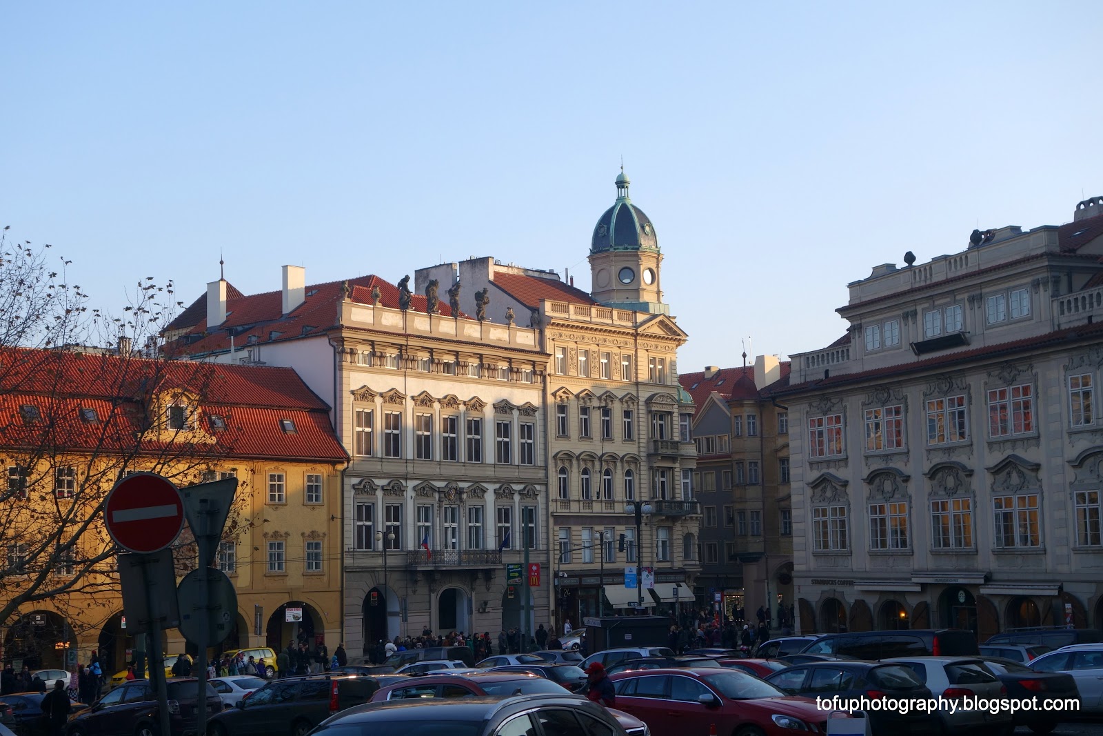 Tofu Photography: Beautiful buildings in Prague, Czech Republic