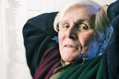 Of Bacteria and Men: The new biology of Carl Woese