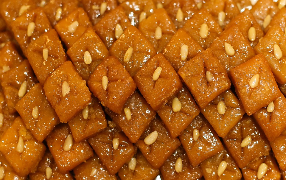 [Food] Yakgwa (약과, Traditional Korean deep-fried honey cookie ...