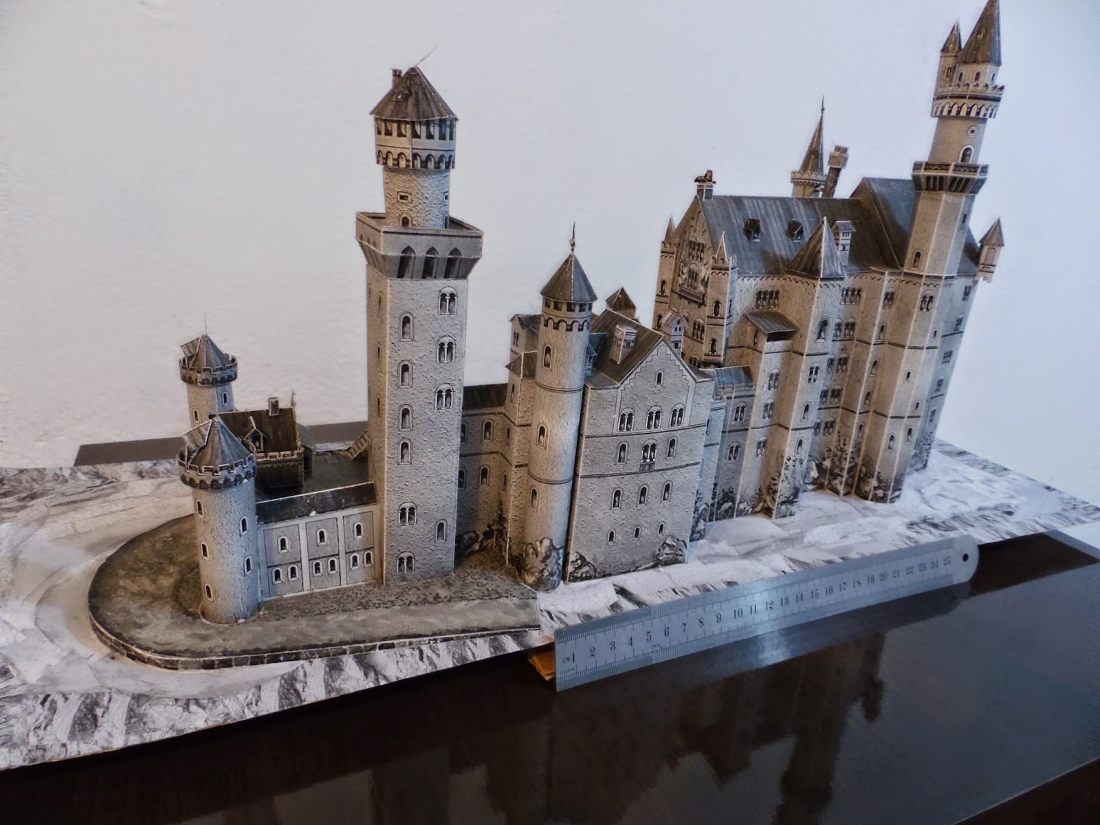 BLOG DO VÉIO ARTE EM PAPEL - PAPER MODEL E PAPER CRAFT: Neuschwanstein ...
